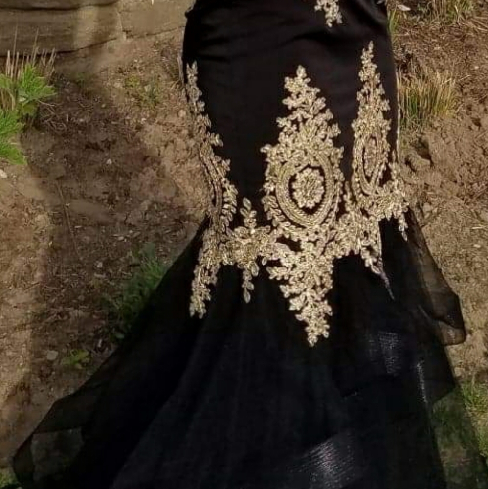 Stunning Prom Dress. - Gem